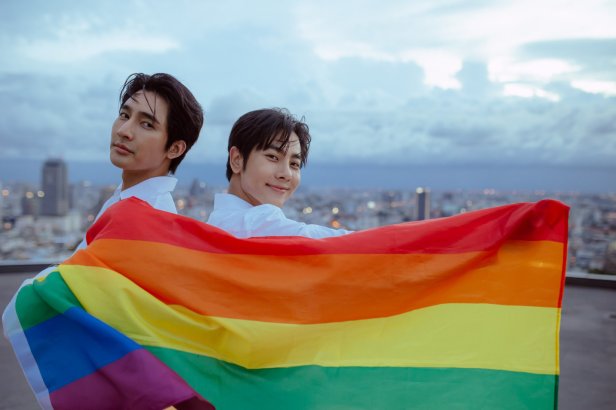 EarthMix: The Ship That Just Can’t Stop Sailing – Life In Cartoon Motion